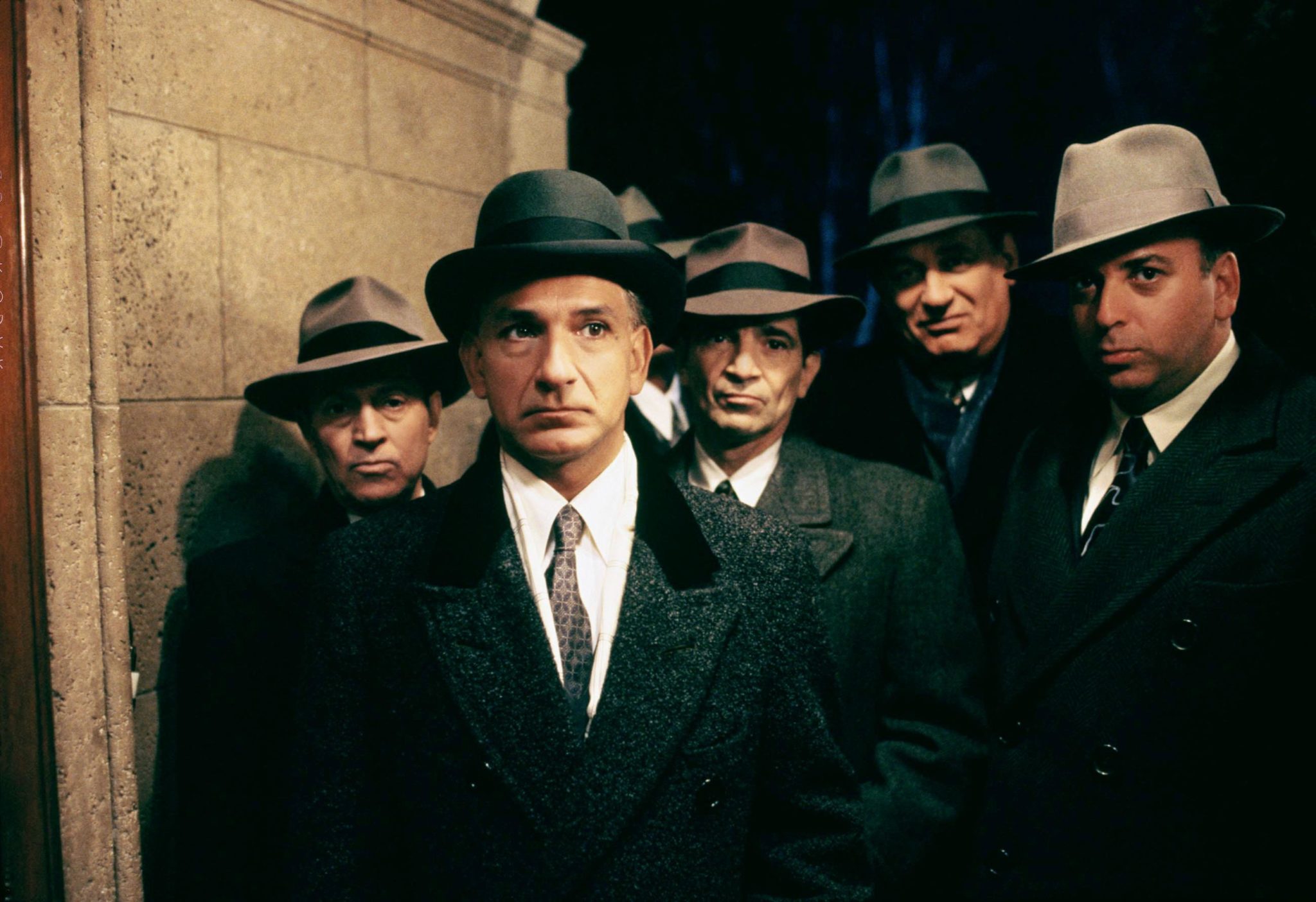 Hollywood’s 'Bugsy' is entertaining but plays fast and loose with the ...