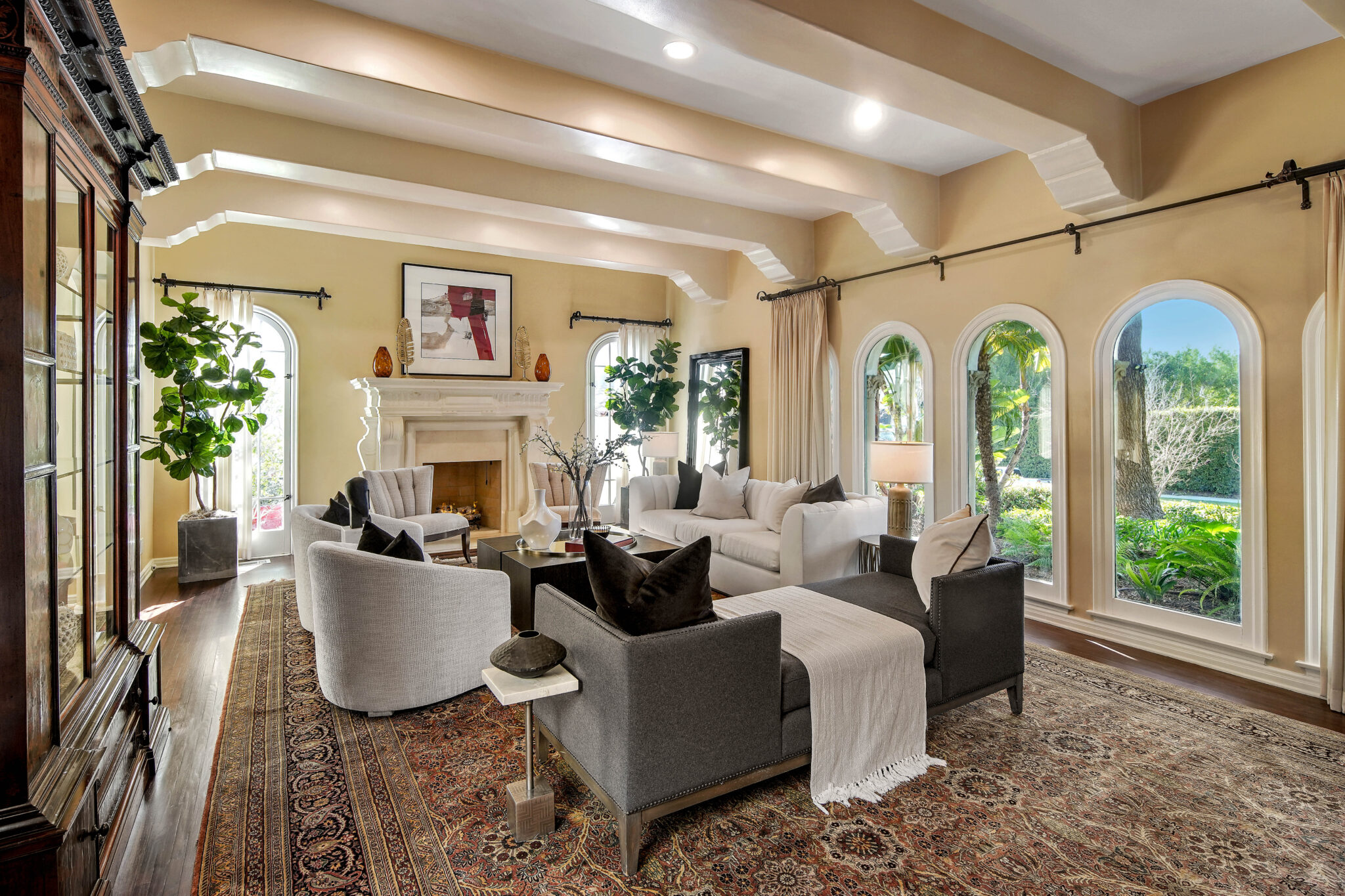 Bugsy Siegel death house for sale in Beverly Hills - The Mob Museum