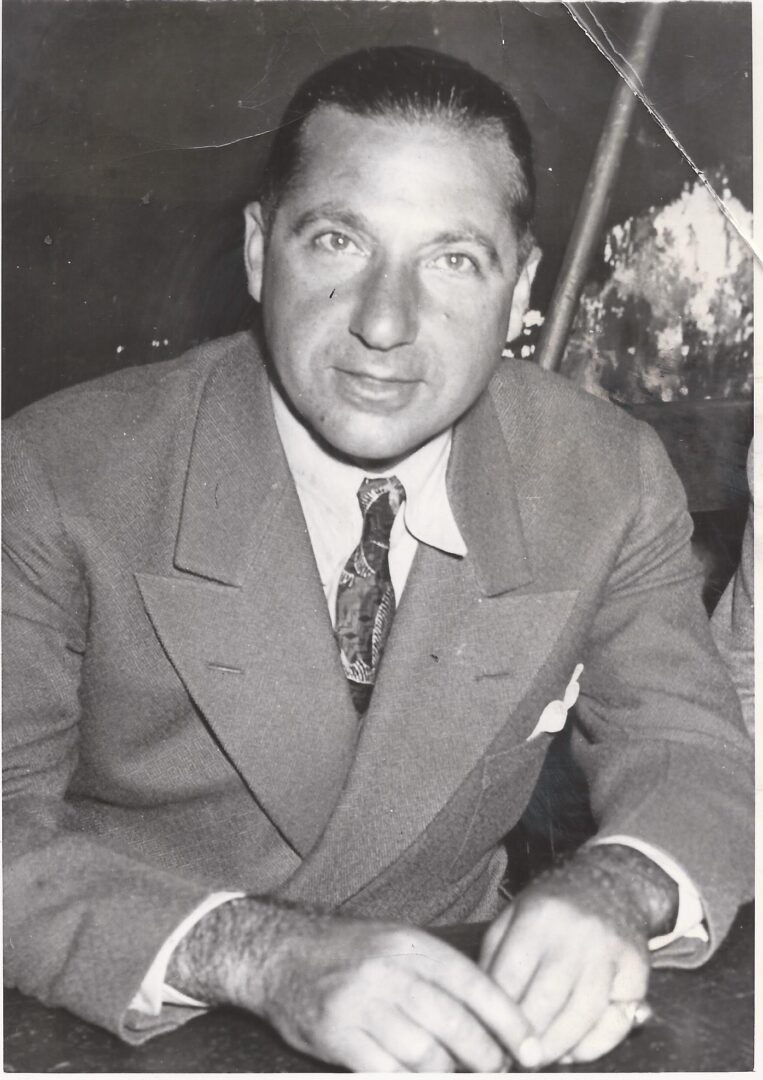 Defiance of Kefauver Committee put Frank Costello behind bars for 14 ...