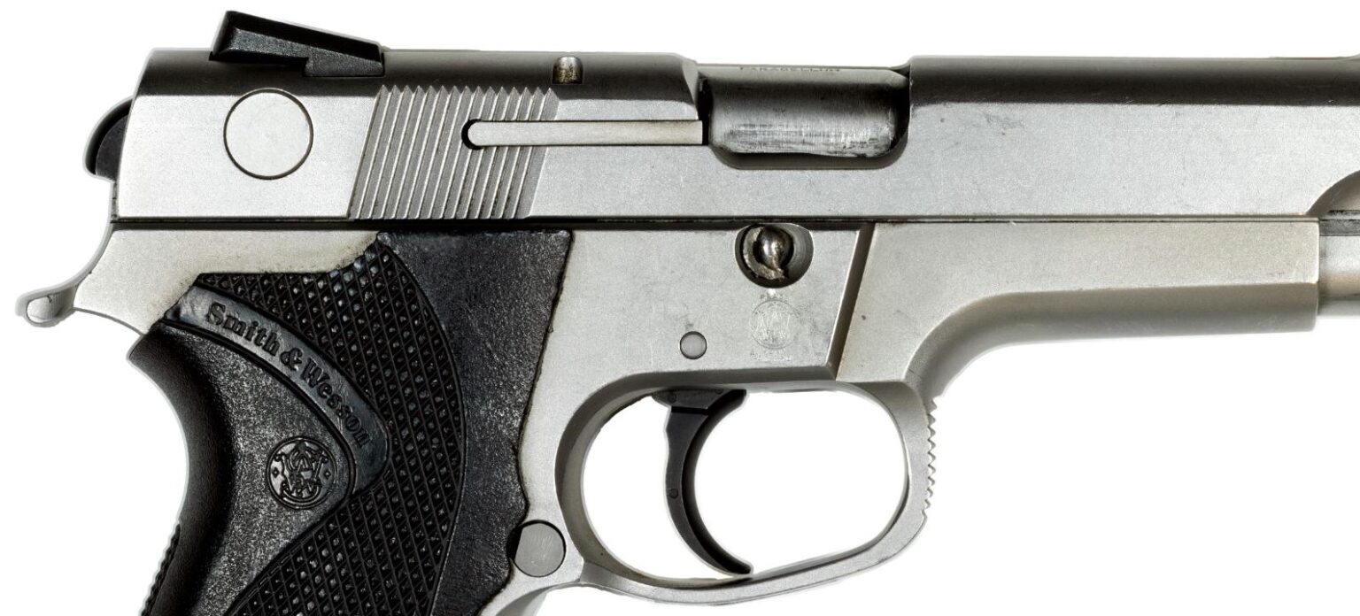 Artifact Spotlight: Hollywood prop guns - The Mob Museum