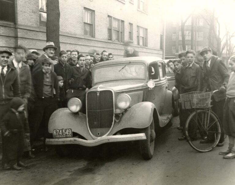 John Dillinger’s wooden gun and death mask preserve notorious moments ...