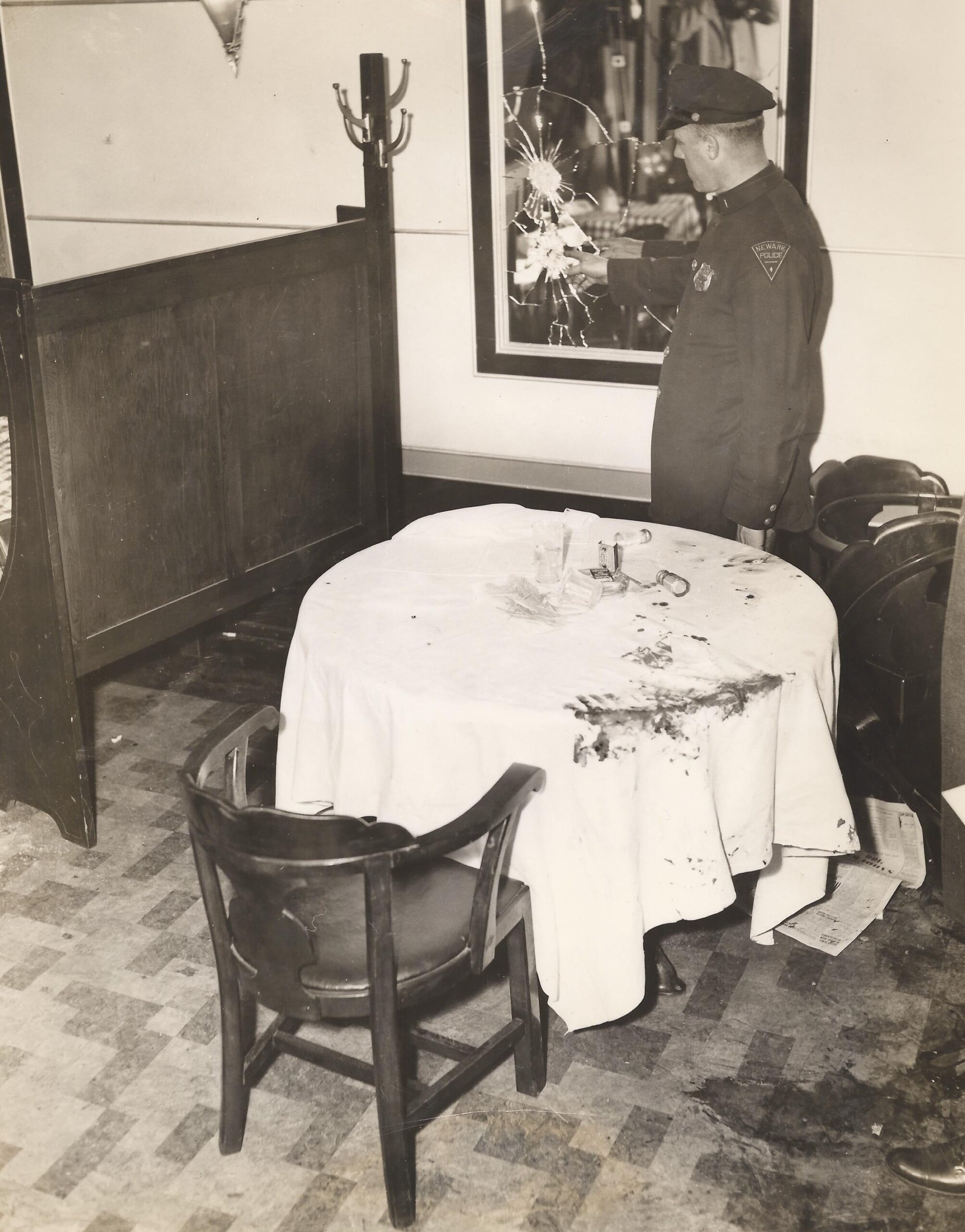 ‘Beer Baron’ Dutch Schultz gunned down 90 years ago - The Mob Museum